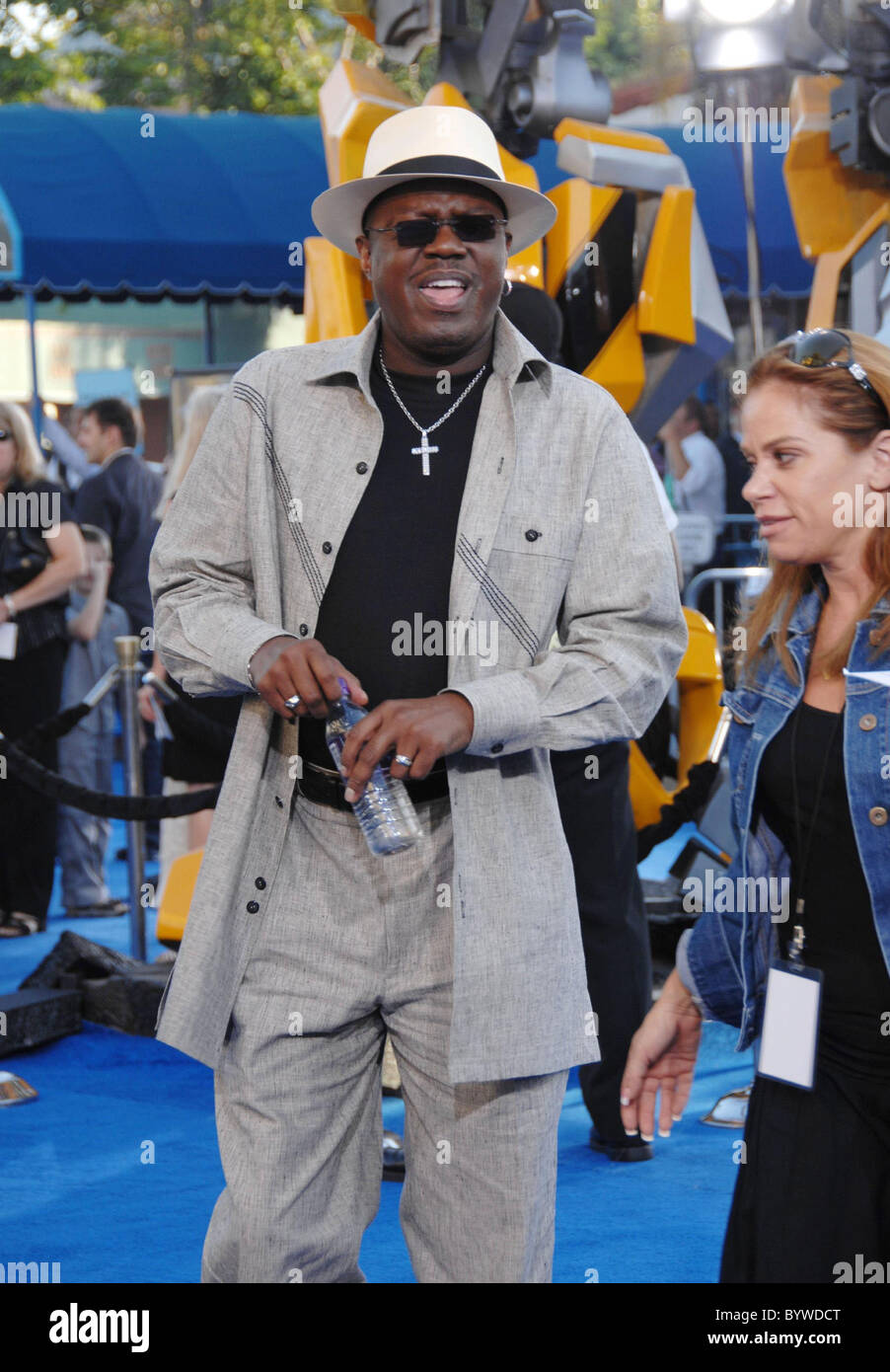 Bernie Mac Los Angeles premiere of 'Transformers' held at the Mann ...