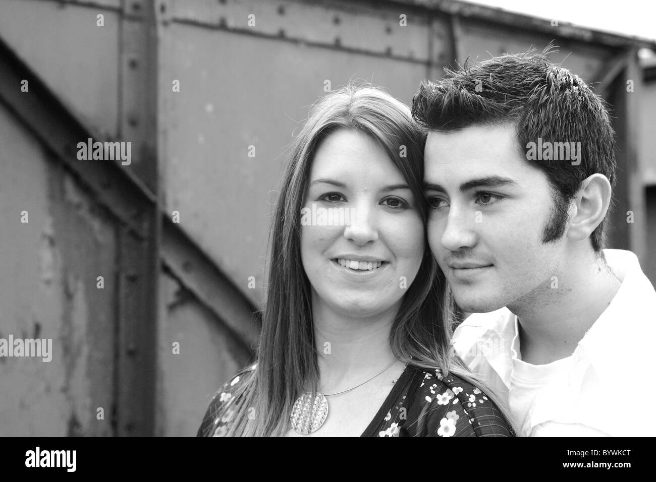 Engaged couple hi-res stock photography and images - Alamy