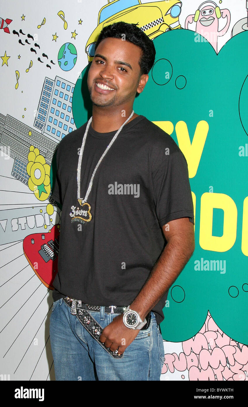 Zion at MTV's Mi Total Request Live MTV Times Square Studios New York ...