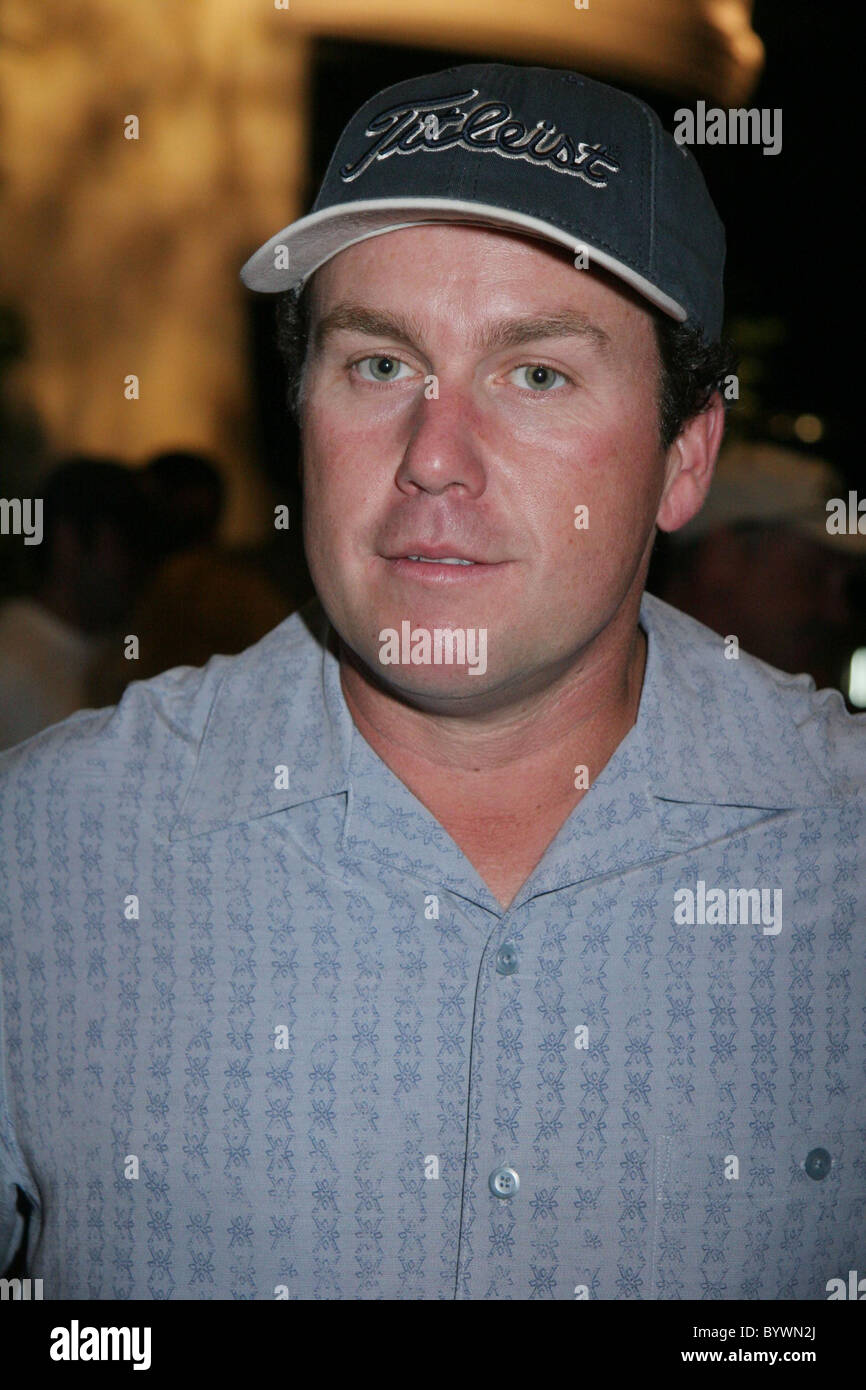 Rodney Carrington MGM And Rodney Carrington Give 8 People A Chance To ...