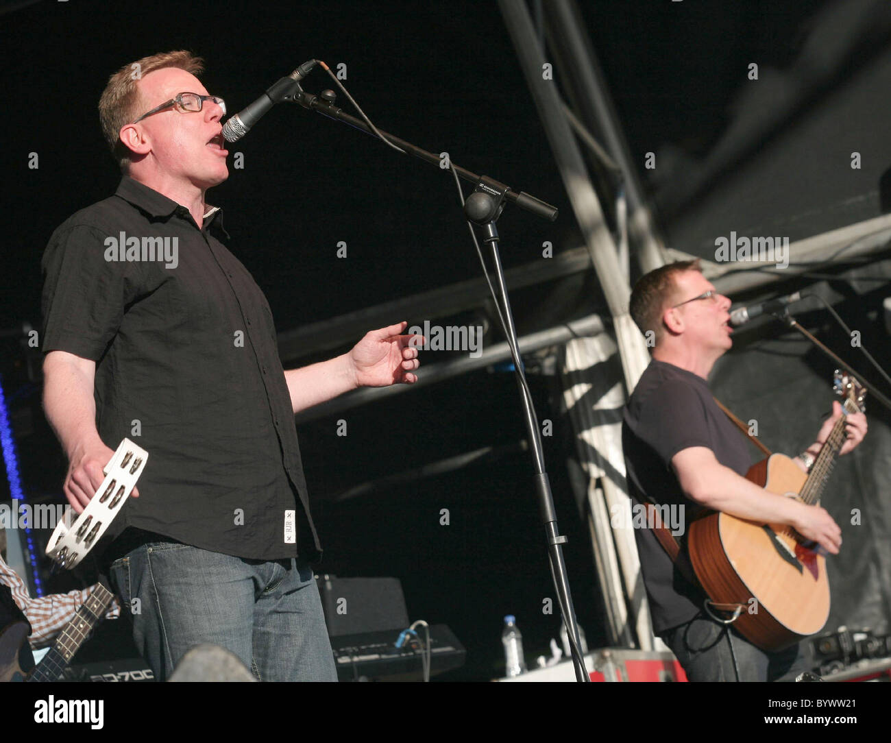 The Proclaimers Ben & Jerry's Sundae Music Festival Clapham Comon - Day ...