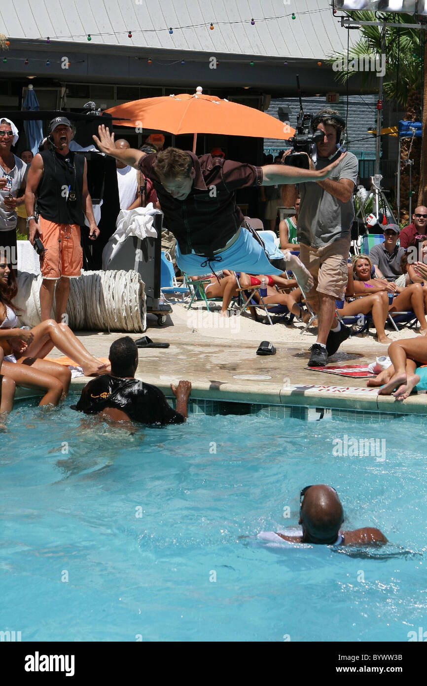 Chris Rose 'The Best Damn Sports Show Period' taping at Hooters Hotel ...
