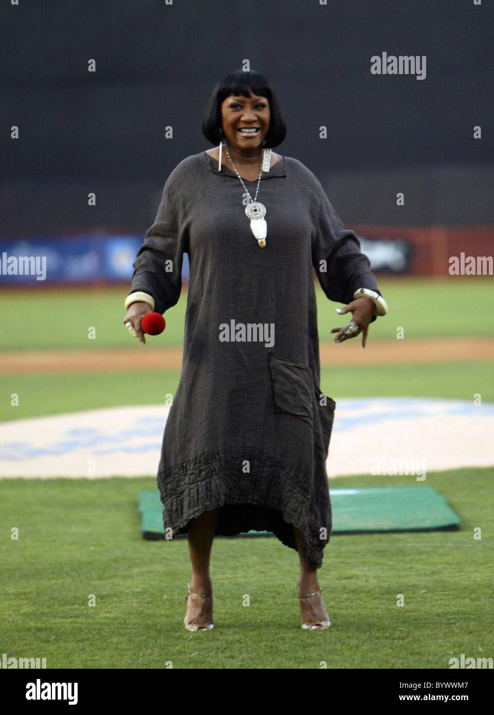 Patti LaBelle 2007 Allen Iverson celebrity softball game at Bowie ...