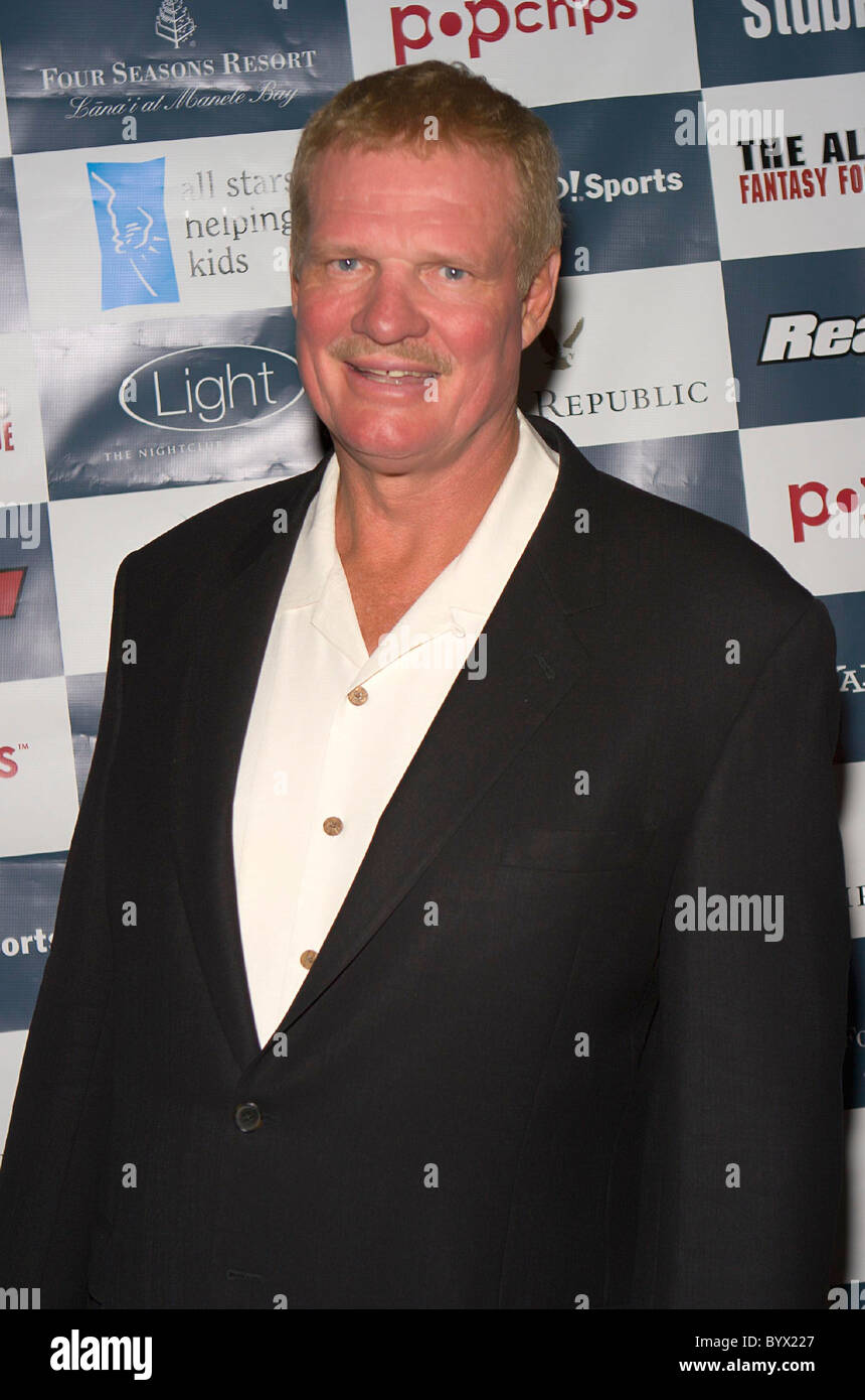 Ted hendricks hi-res stock photography and images - Alamy