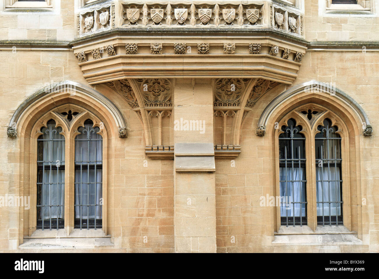 New college hi-res stock photography and images - Alamy