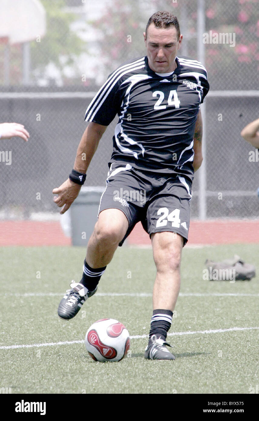Vinnie jones soccer survivors celebrity hi-res stock photography and ...