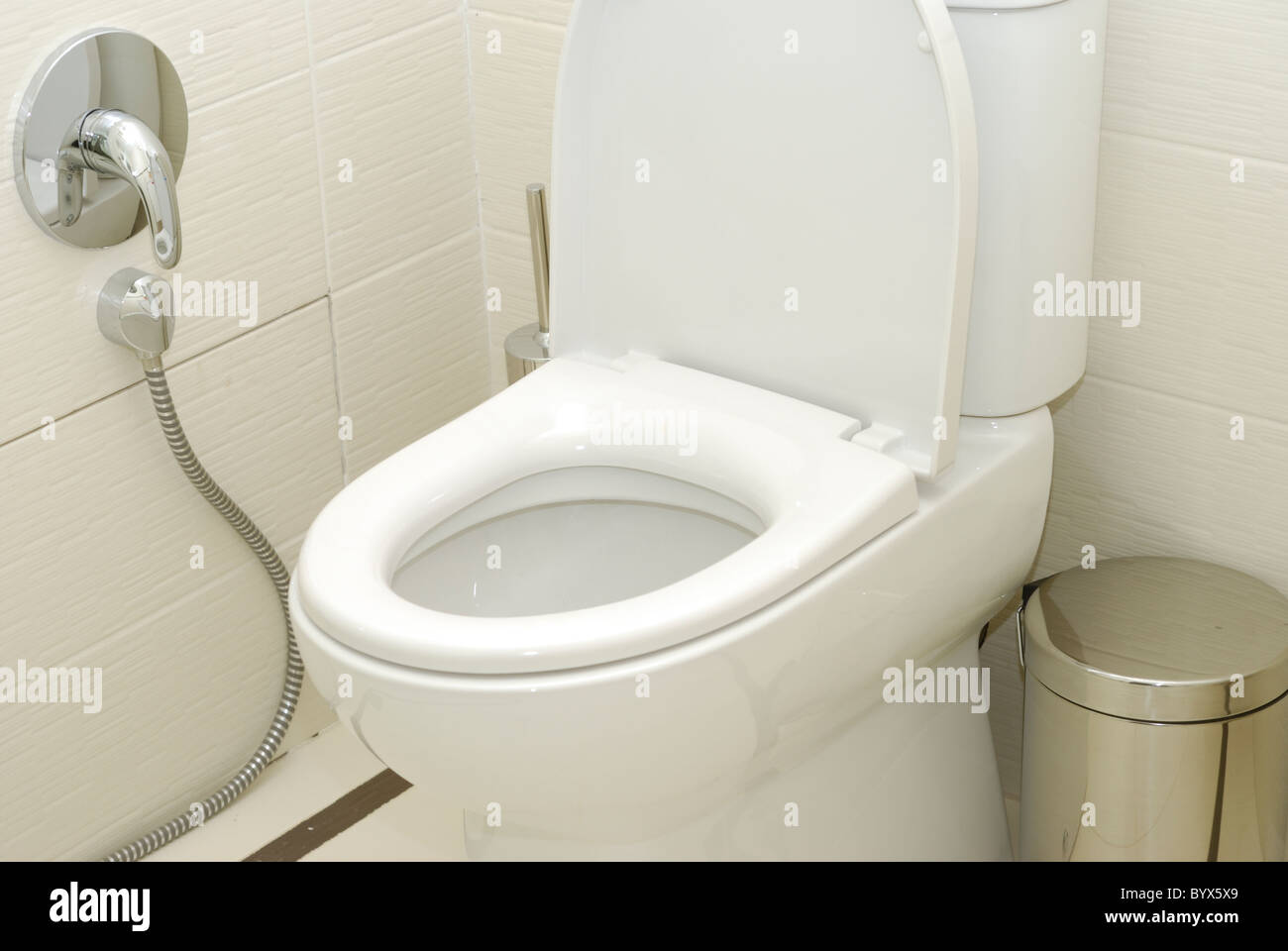 Bidet Toilet Stock Photos & Bidet Toilet Stock Images - Alamy