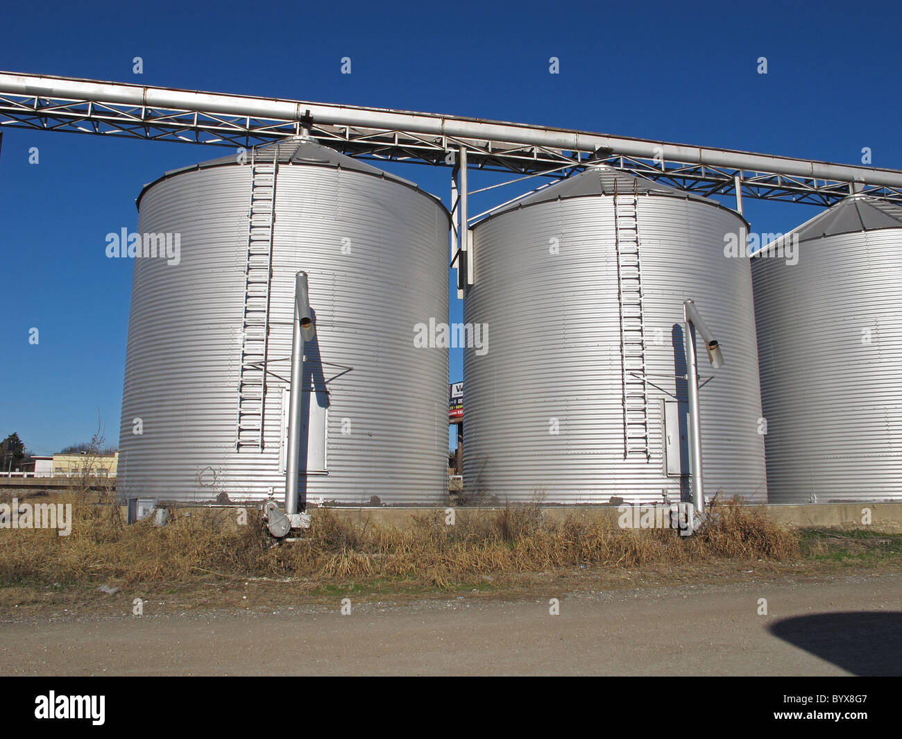Corn silo hi-res stock photography and images - Alamy