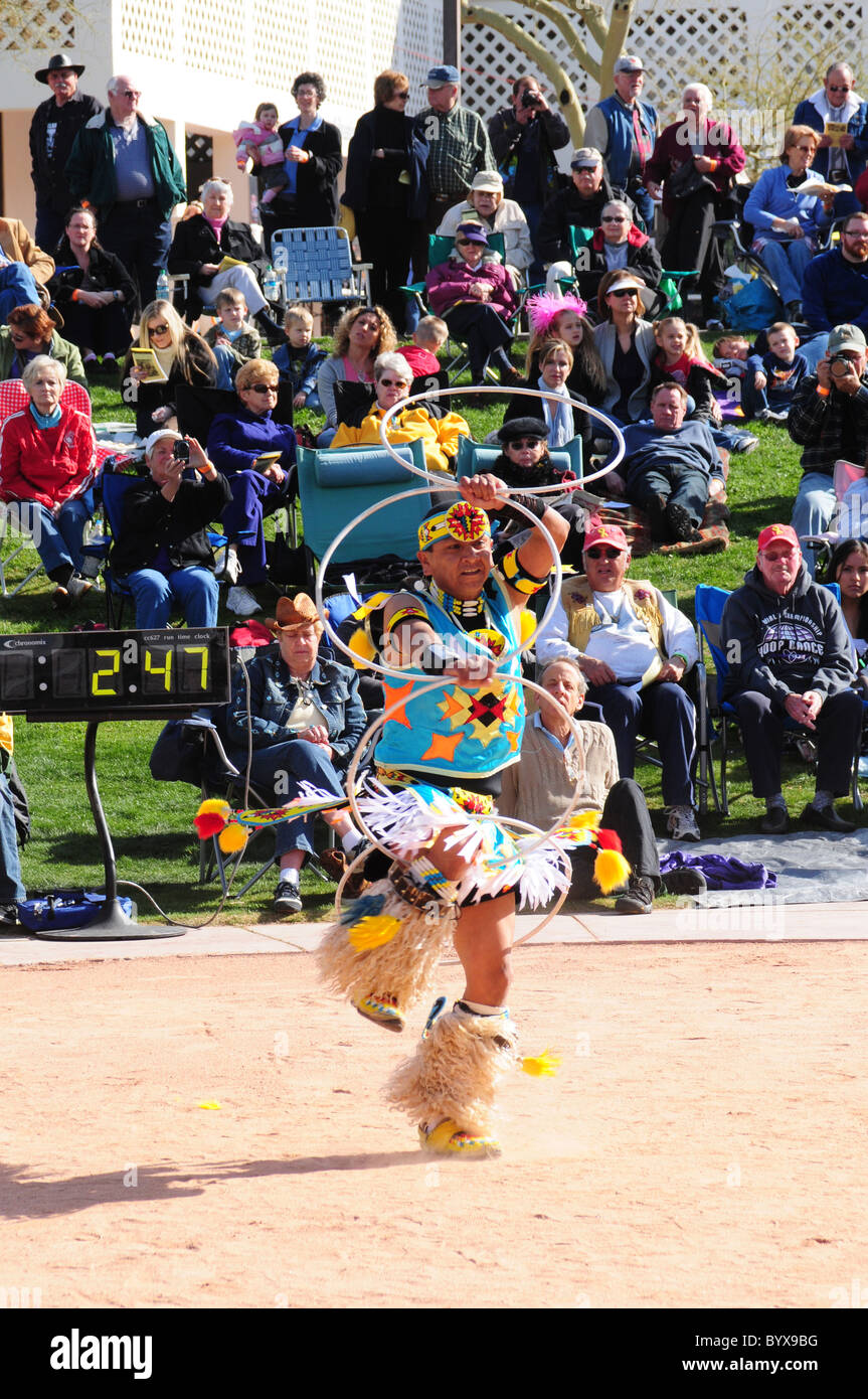 Native american hoop dance hi-res stock photography and images - Alamy