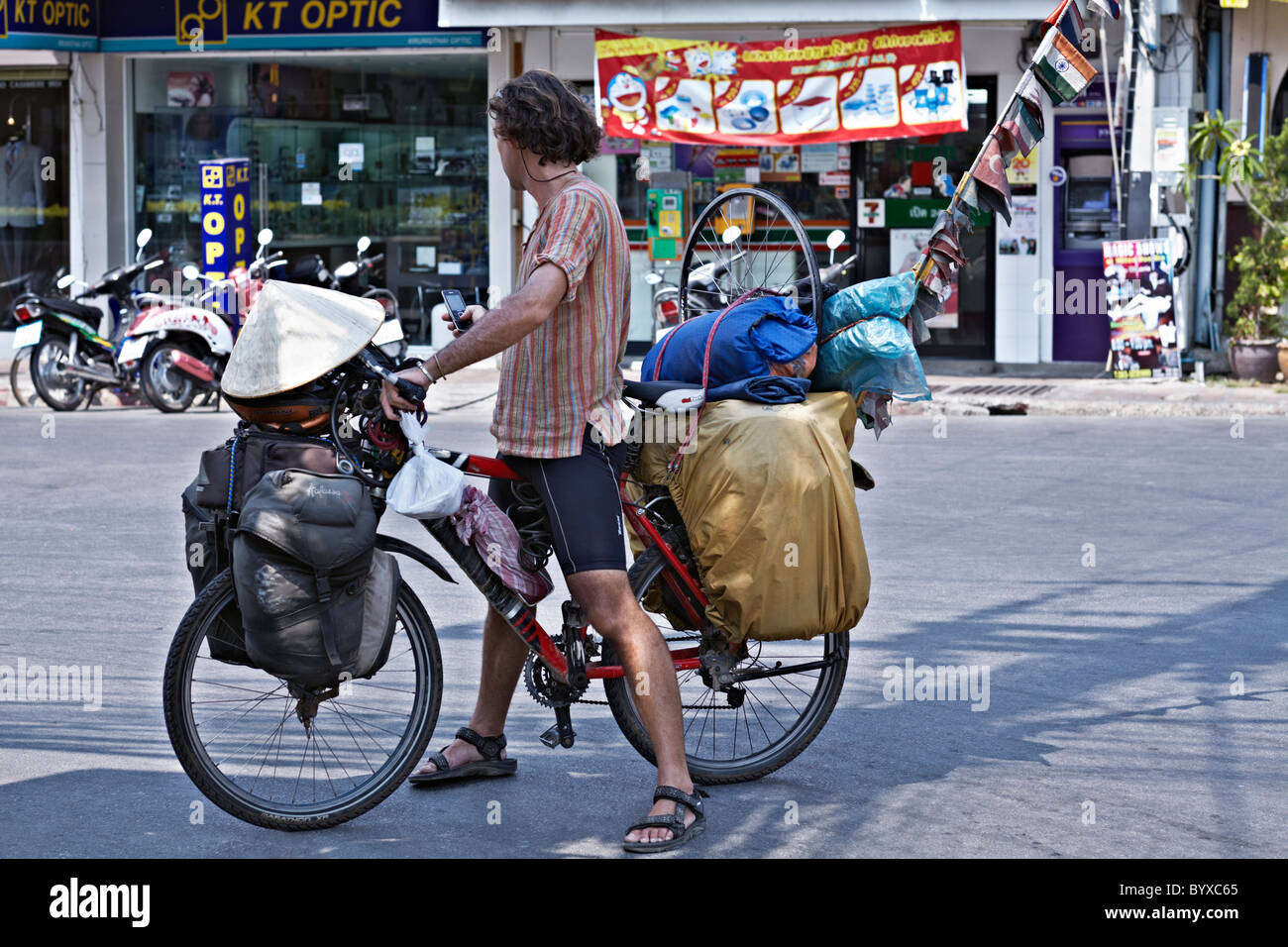 Loaded touring bike hi-res stock photography and images - Alamy