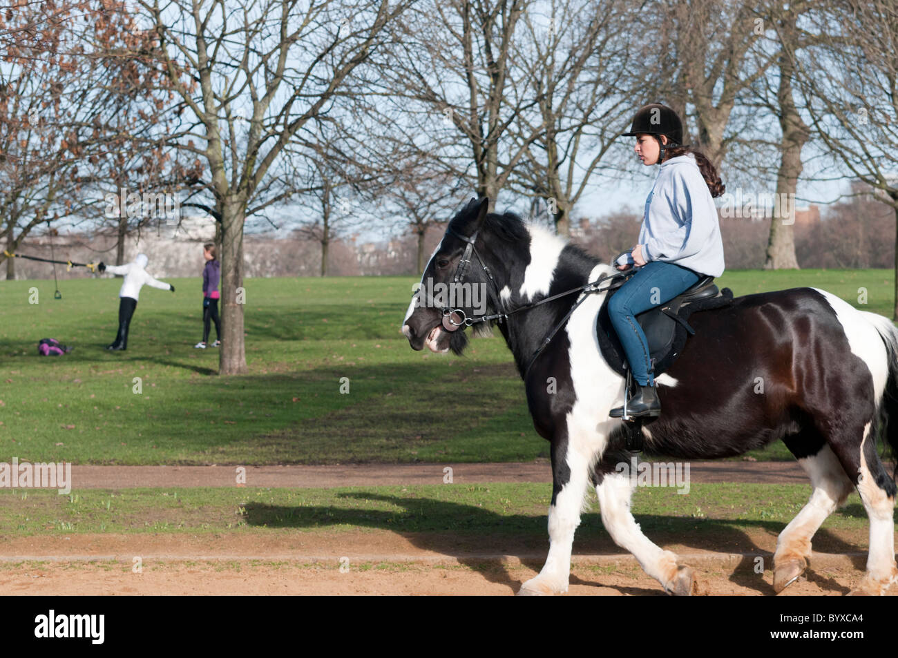 London profile hi-res stock photography and images - Alamy