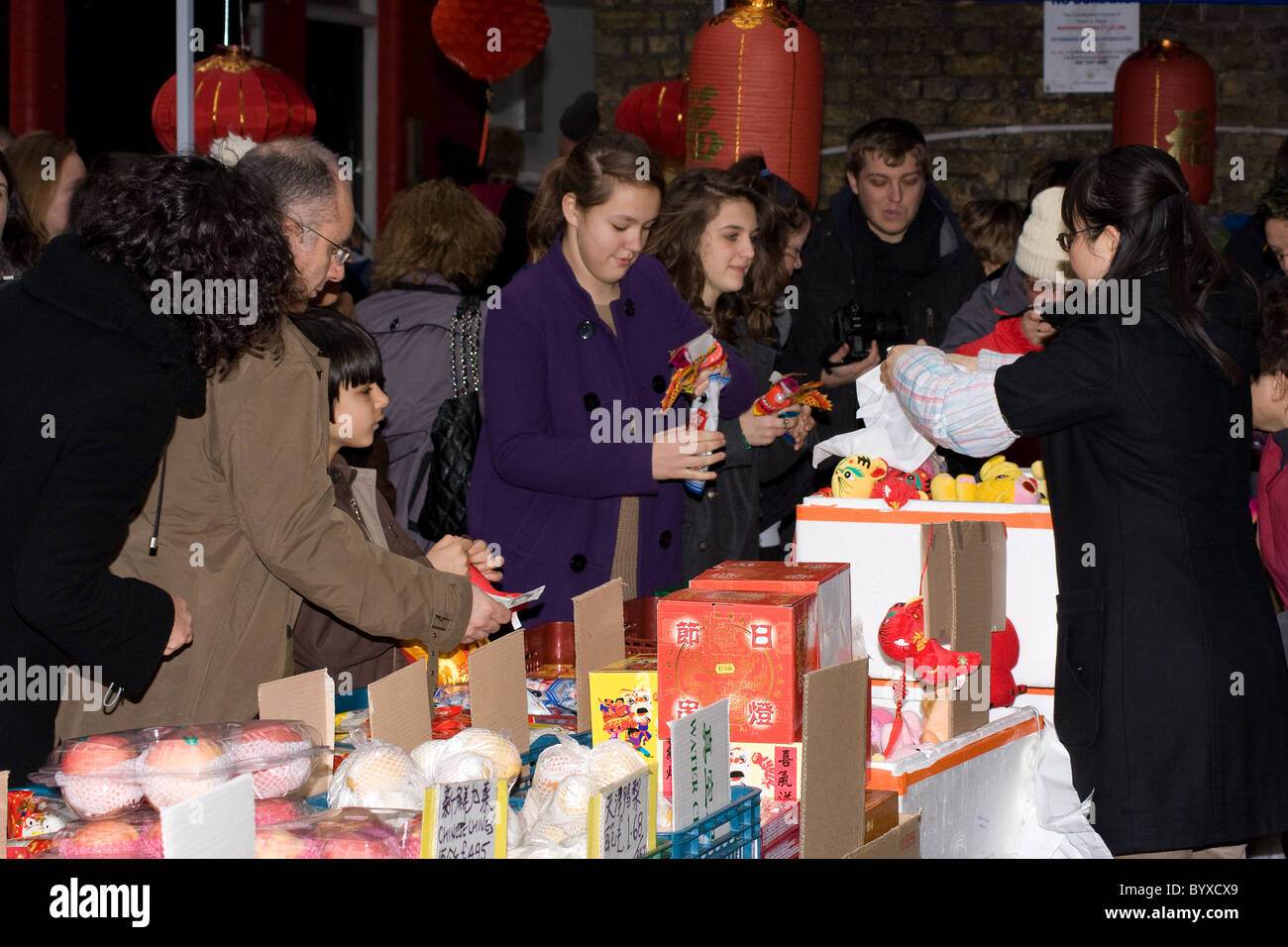 Chinese outside food store stall Stock Photo - Alamy