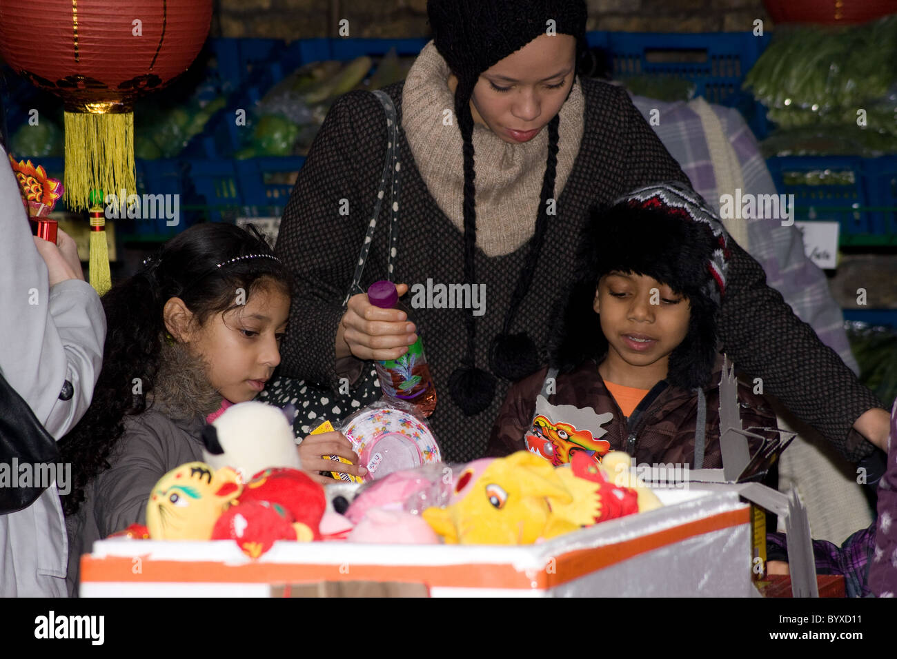 Chinese outside food store stall Stock Photo - Alamy