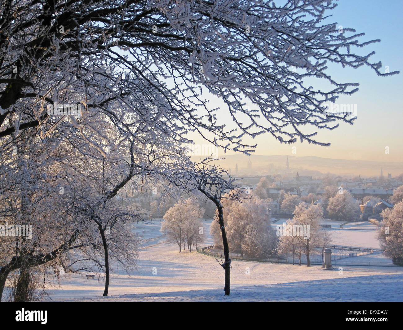 Snow scene at Barshaw Park, Paisley, Scotland Stock Photo - Alamy