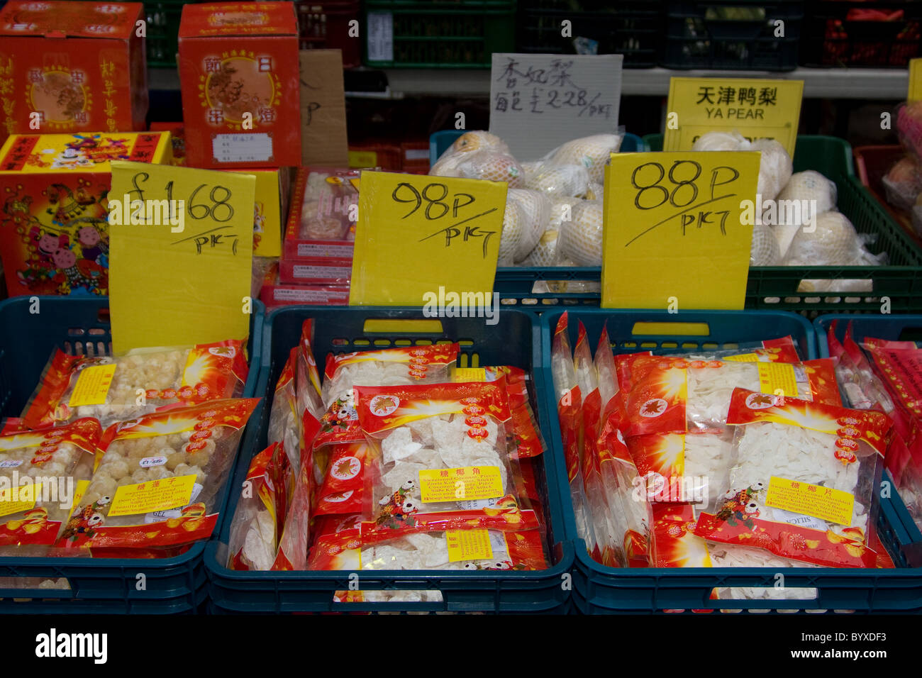 Chinese outside food store stall Stock Photo - Alamy