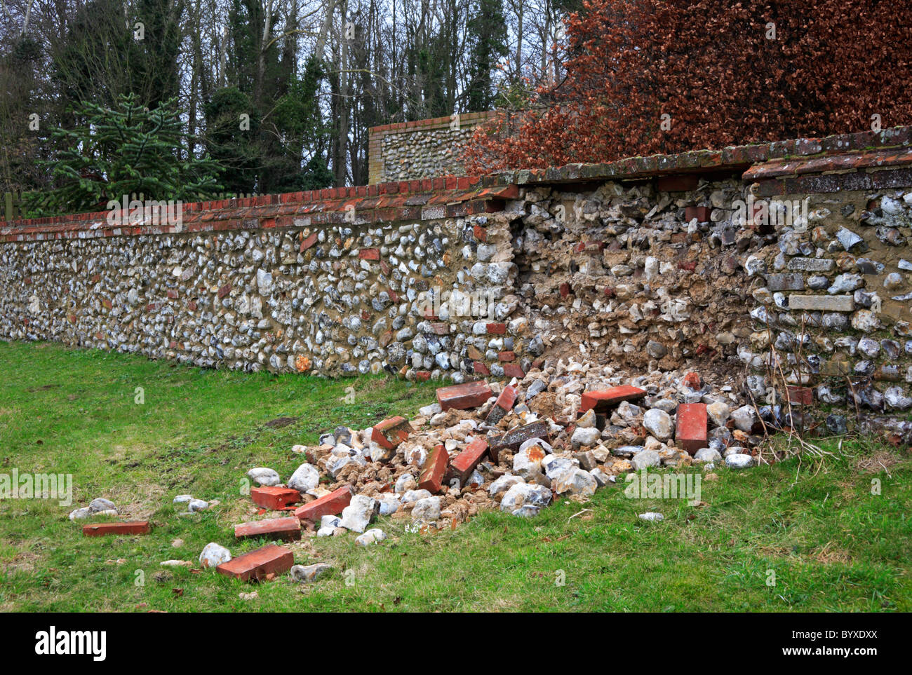 Debris Wall High Resolution Stock Photography and Images - Alamy