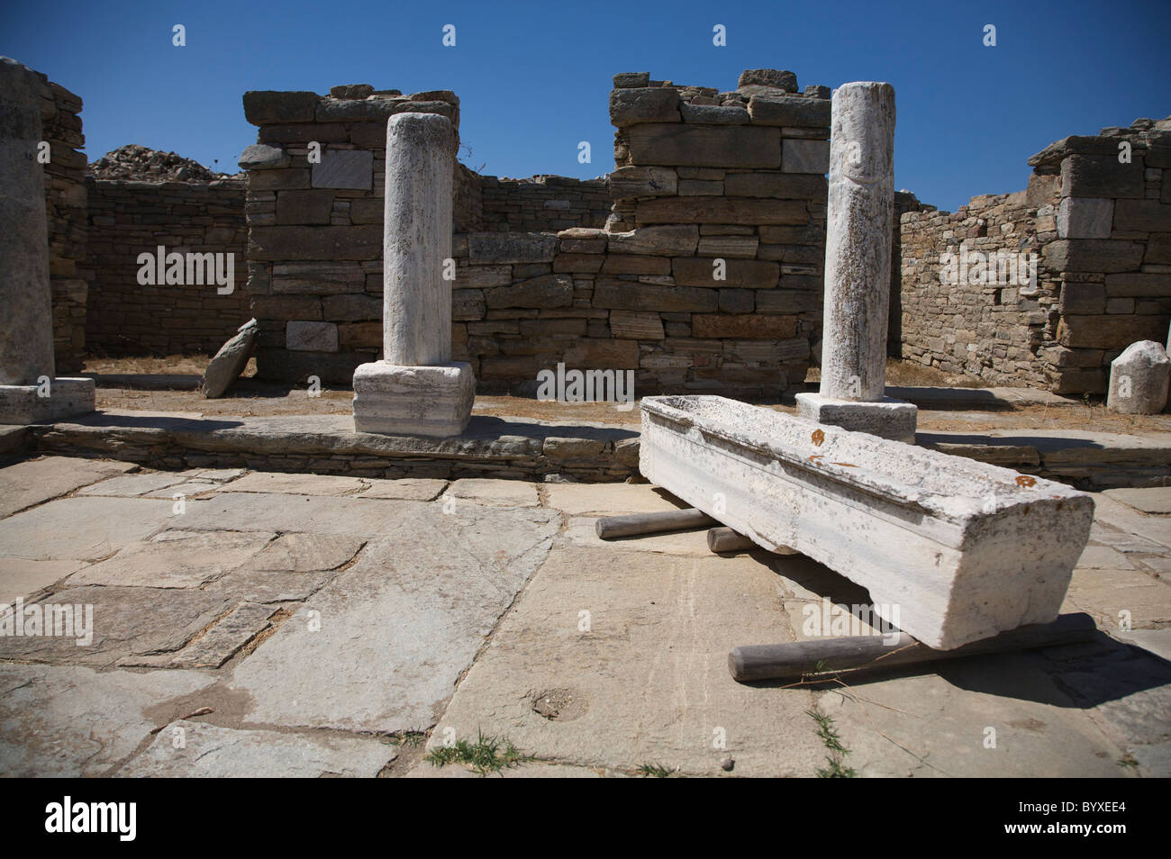 Delos greece ruins hi-res stock photography and images - Alamy
