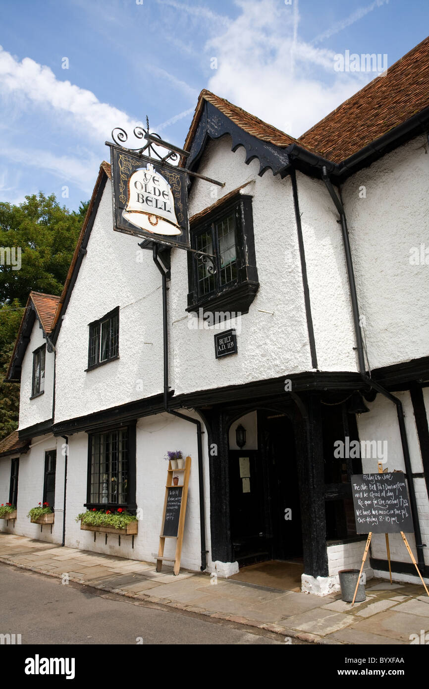 Olde inn hi-res stock photography and images - Alamy