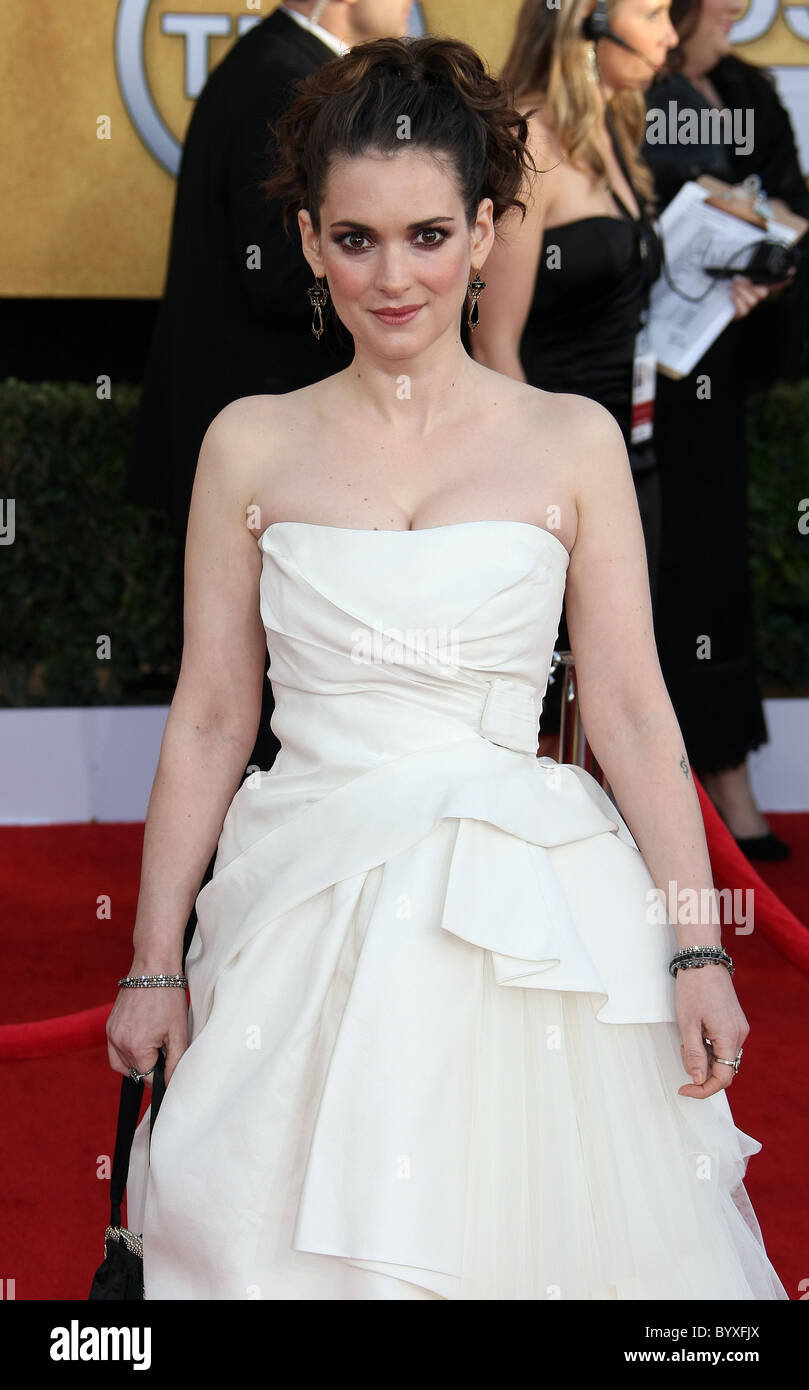 WINONA RYDER 17TH ANNUAL SCREEN ACTOR GUILD AWARDS ARRIVALS DOWNTOWN ...
