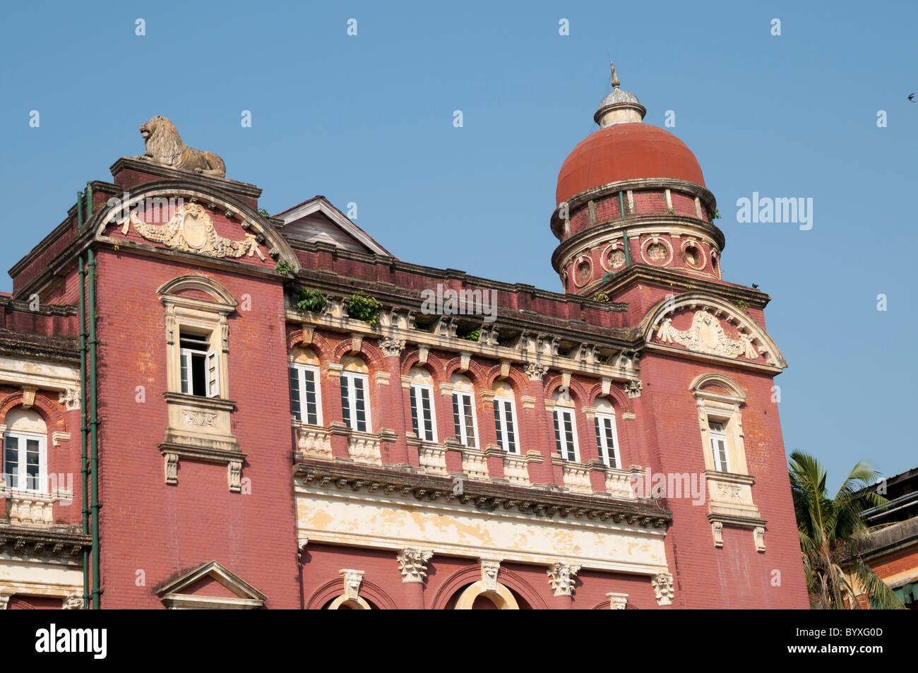 MYANMAR (BURMA) OLD BRITISH COLONIAL ARCHITECTURE REMNANTS IN DOWNTOWN ...