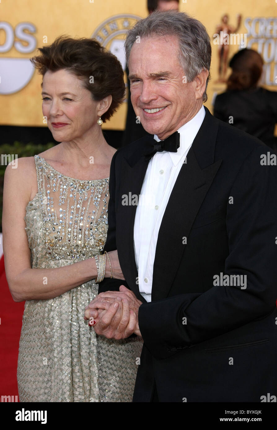 ANNETTE BENING WARREN BEATTY 17TH ANNUAL SCREEN ACTOR GUILD AWARDS ...