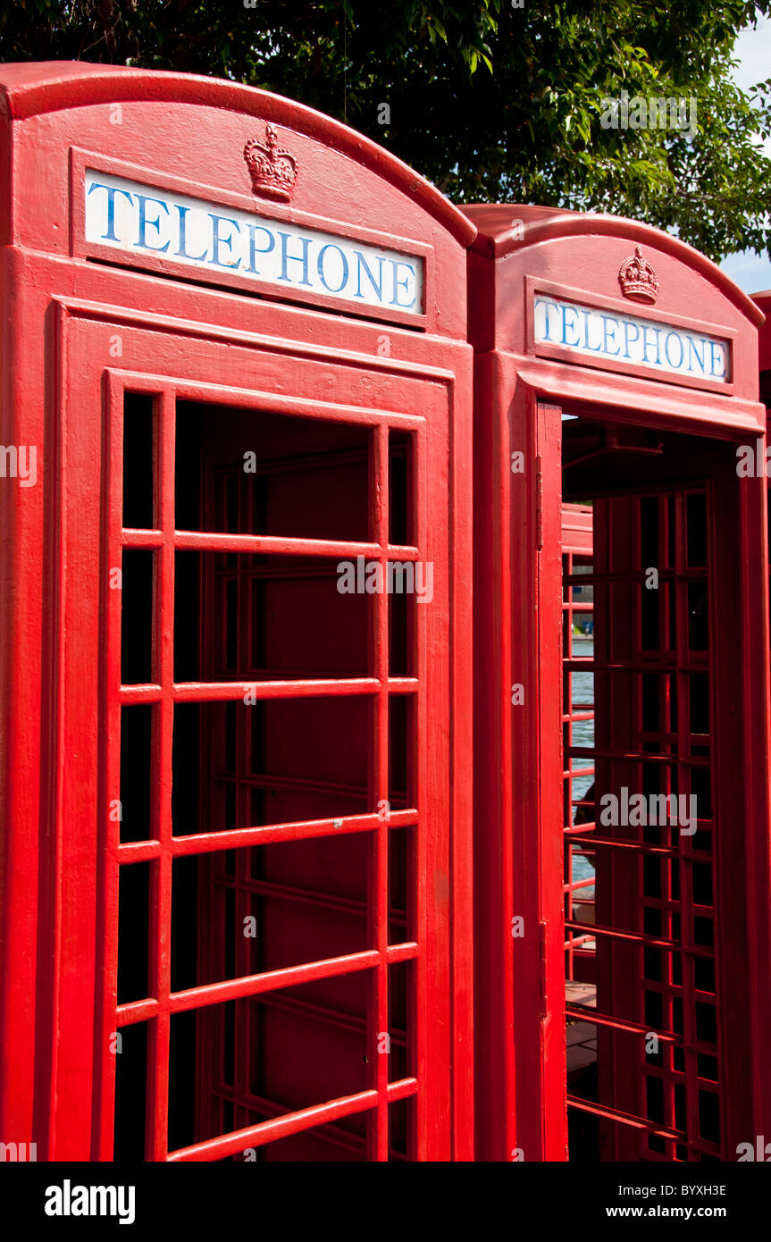 Two red telephone boxes with crown hi-res stock photography and images ...