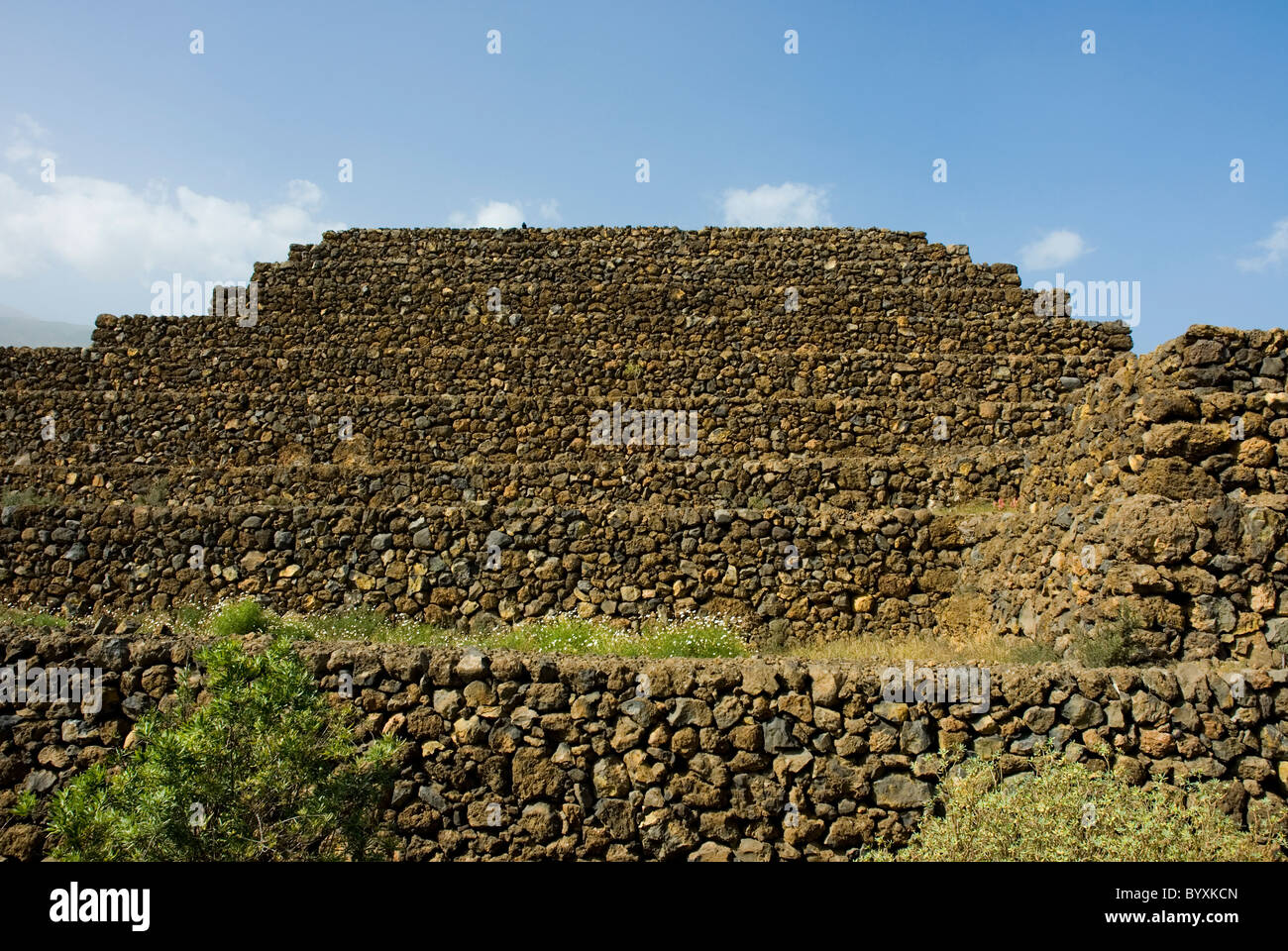 Piramides de guimar tenerife hi-res stock photography and images - Alamy