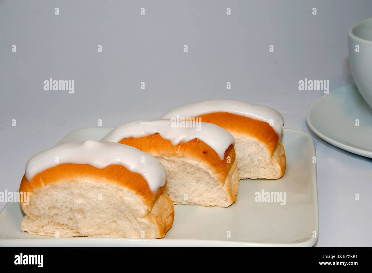 Iced fingers on a cafe table Stock Photo - Alamy