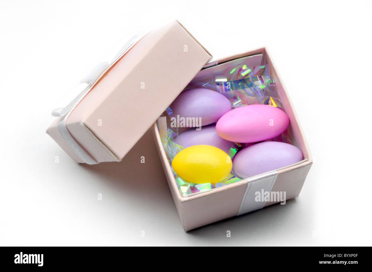 small box with easter eggs inside Stock Photo - Alamy