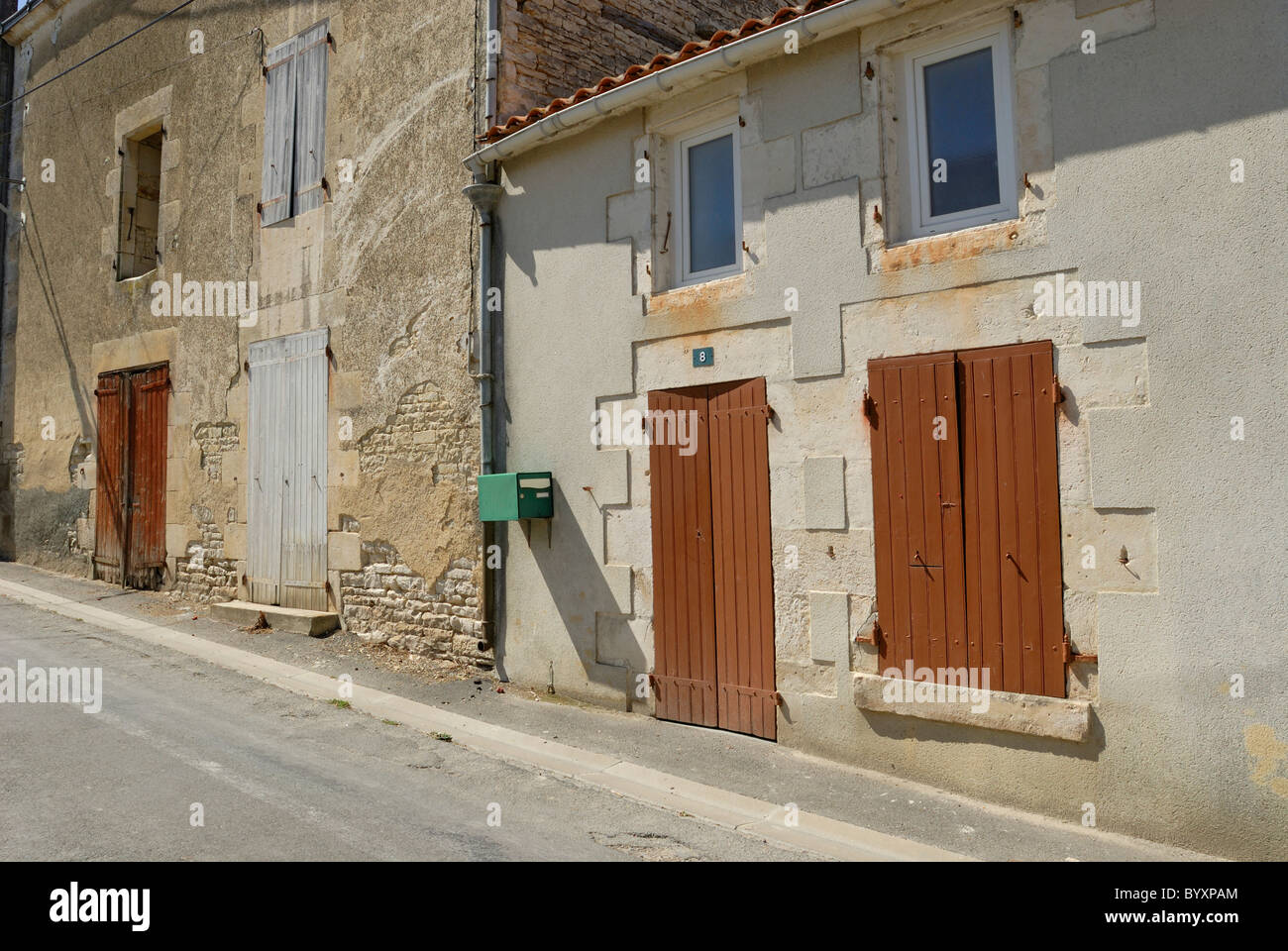 Rural france small hi-res stock photography and images - Alamy