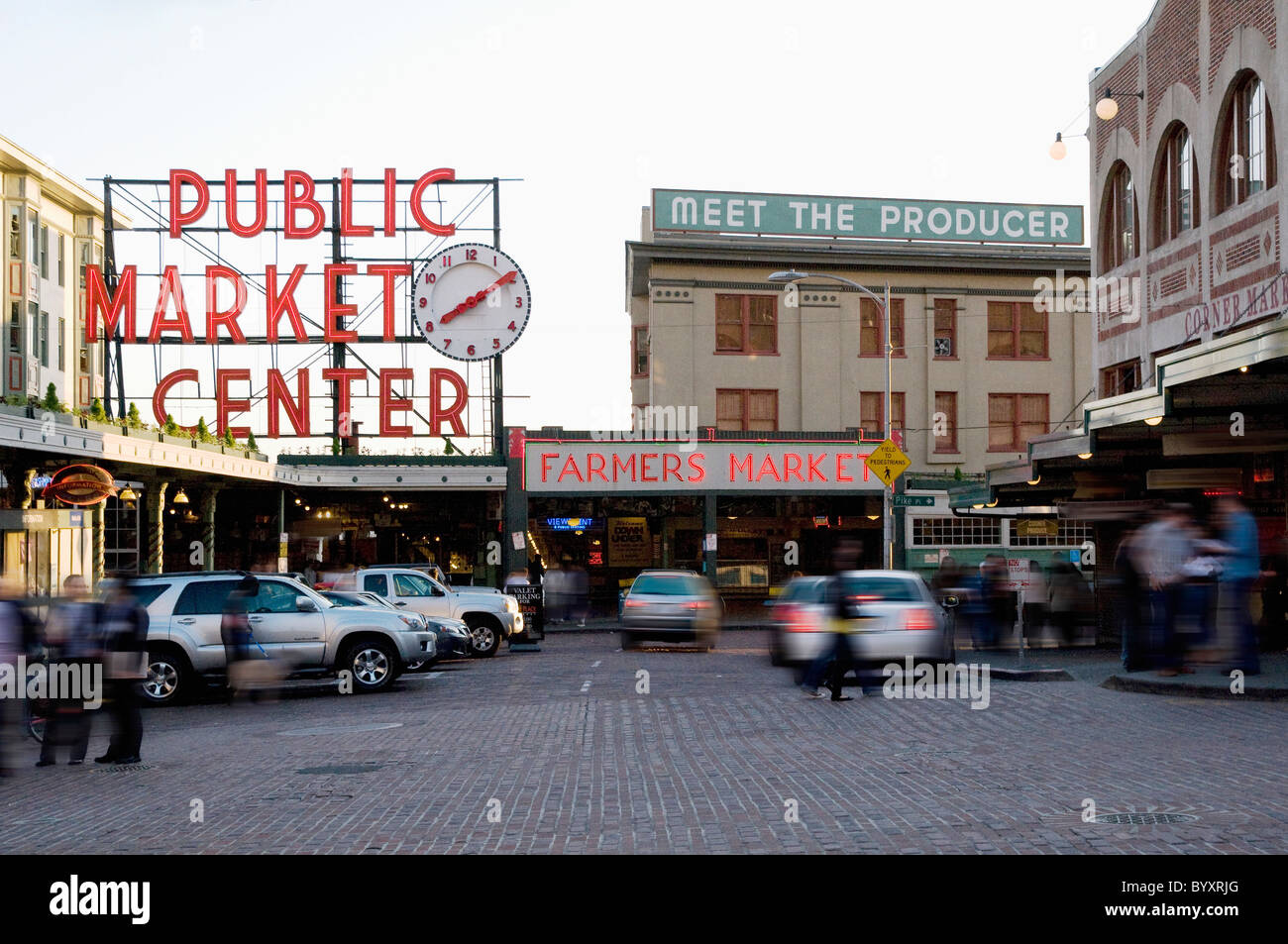 the front sign and street of pike place market; seattle, washington ...