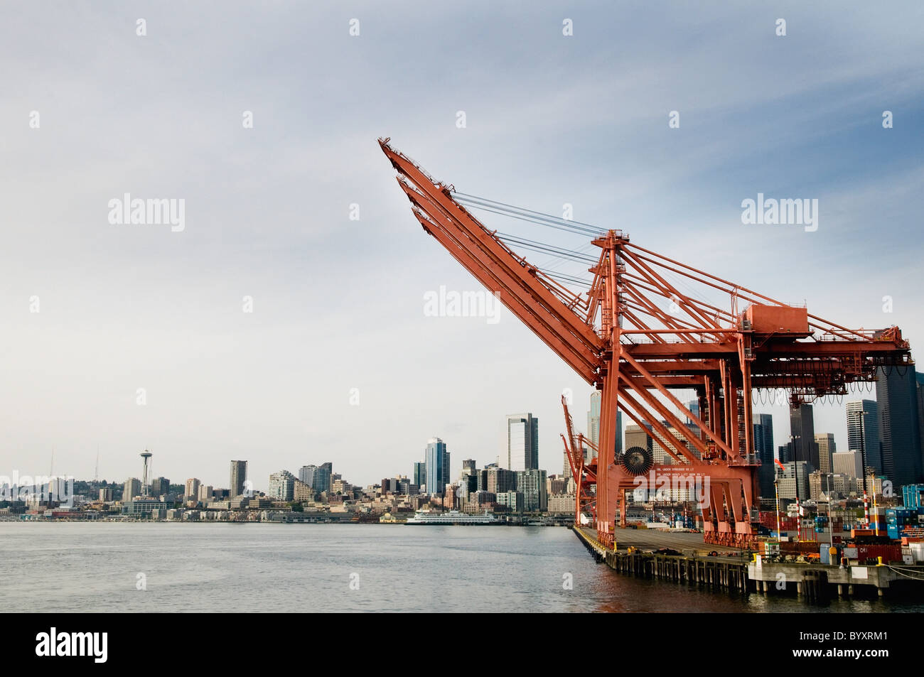 Cantilever cranes hi-res stock photography and images - Alamy