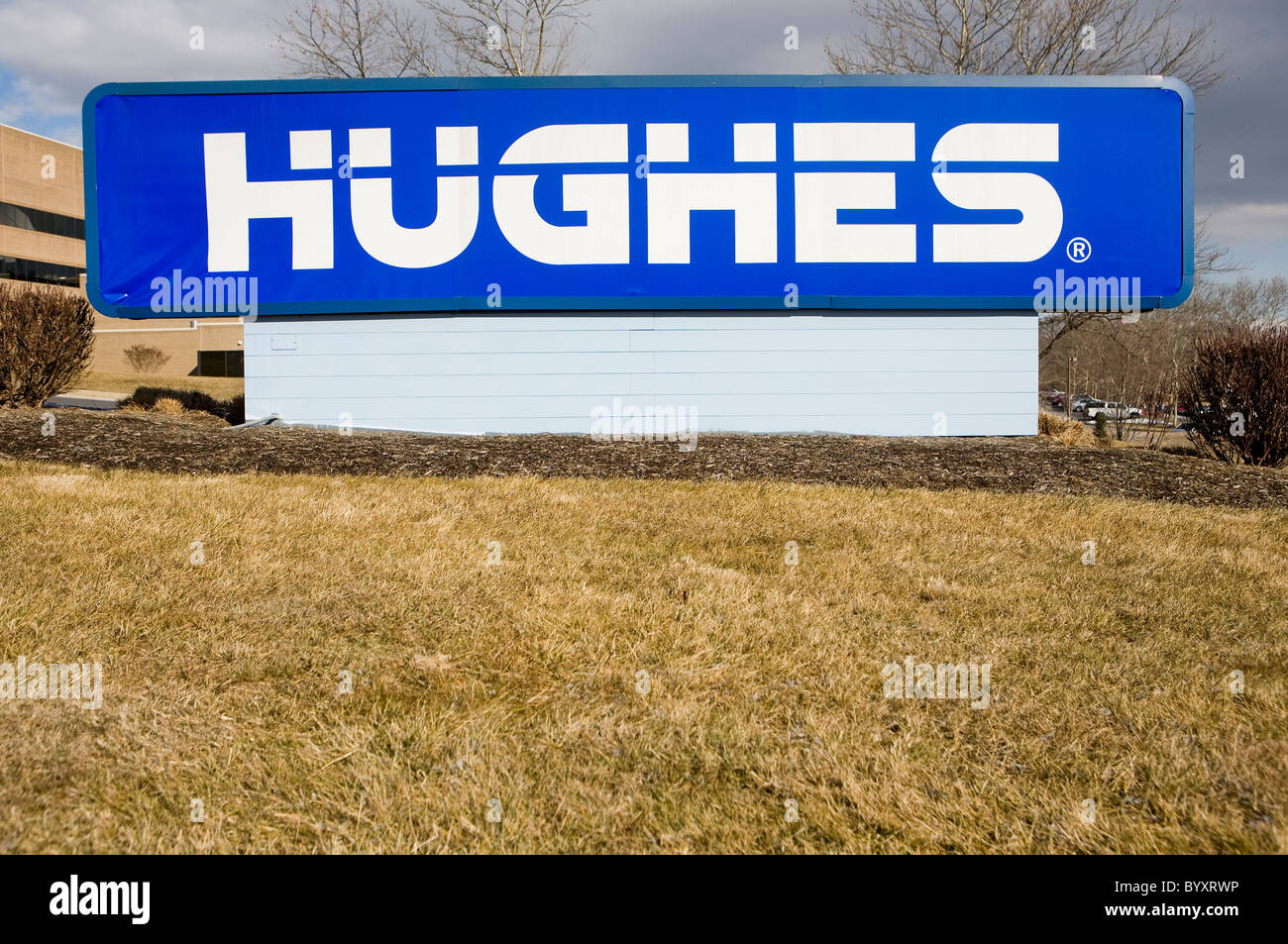 Satellite systems hi-res stock photography and images - Alamy