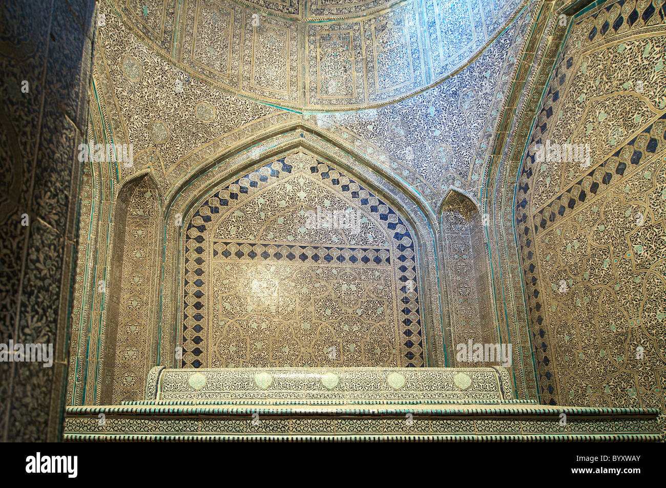 Tiled grave hi-res stock photography and images - Alamy