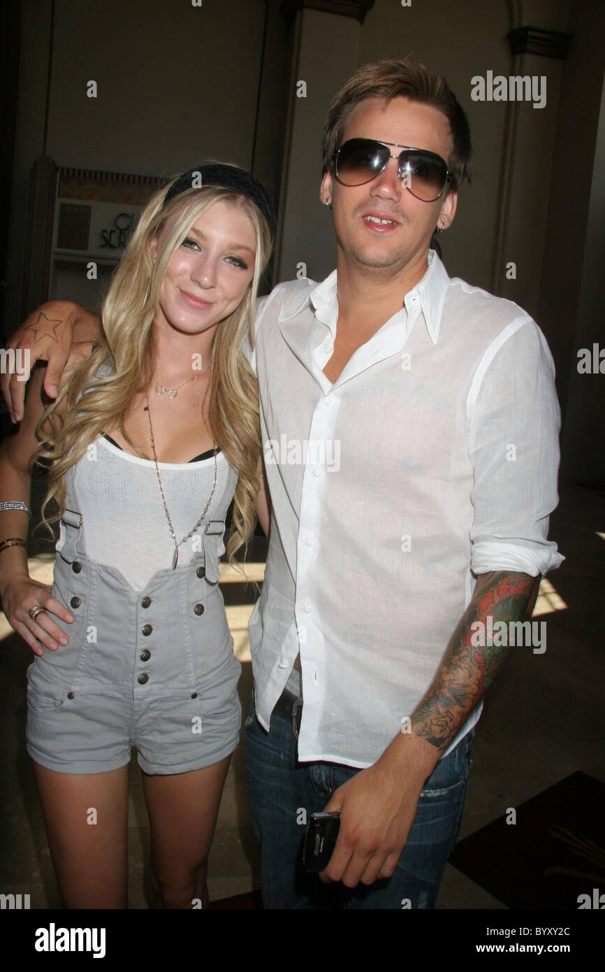 STEWART SURVIVES SERIOUS CAR CRASH Rocker ROD STEWART's son SEAN has ...