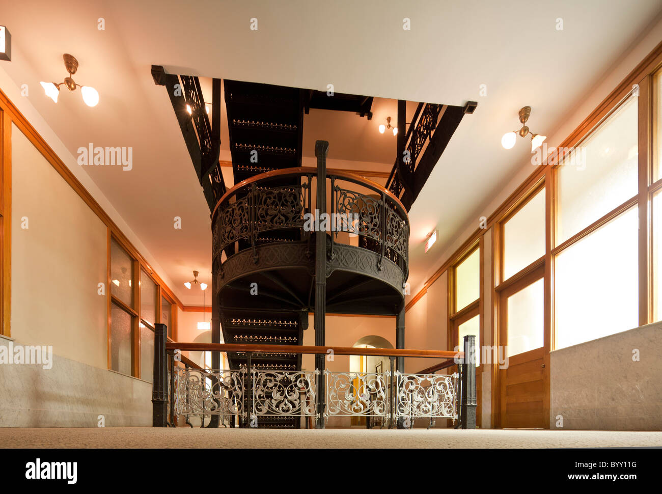 Staircase in building architecture hi-res stock photography and images ...