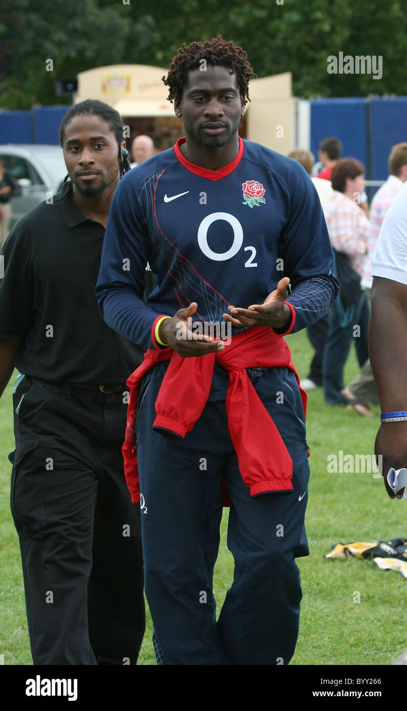 Paul Henry Sackey O2 Scrum In The Park with the England rugby squad at ...