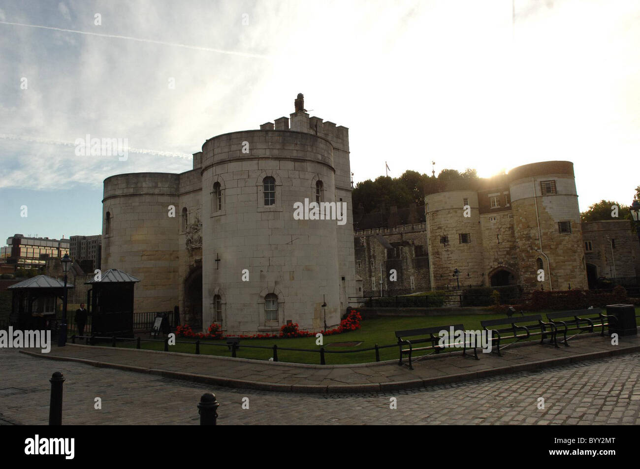 The first ever female Beefeater Yeoman Warder Moira Cameron is starting ...