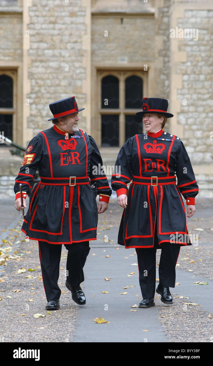 The first female yeoman warder beefeater hi-res stock photography and ...