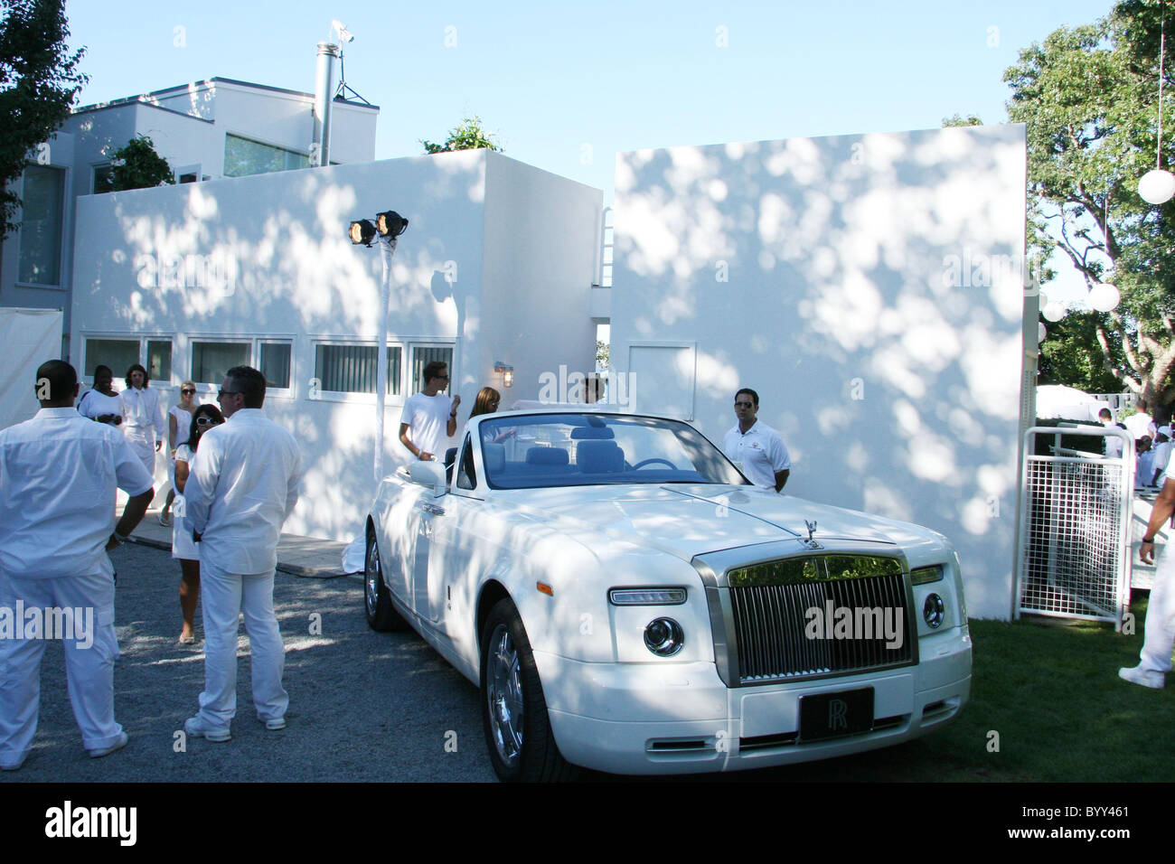 Diddy white party hi-res stock photography and images - Alamy