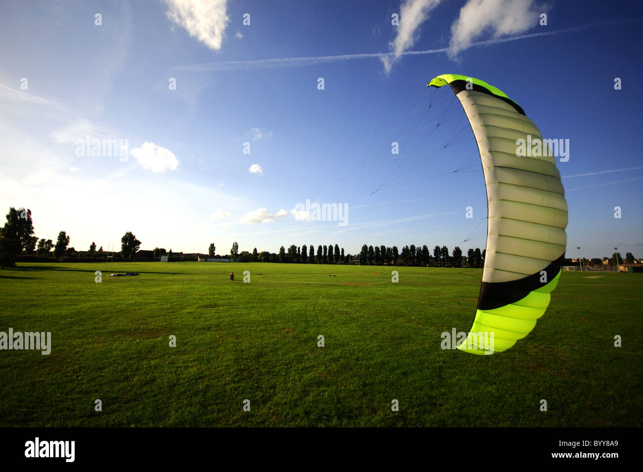 Extreme sport kiteboarding in Dovercourt Kite Flying Stock Photo - Alamy