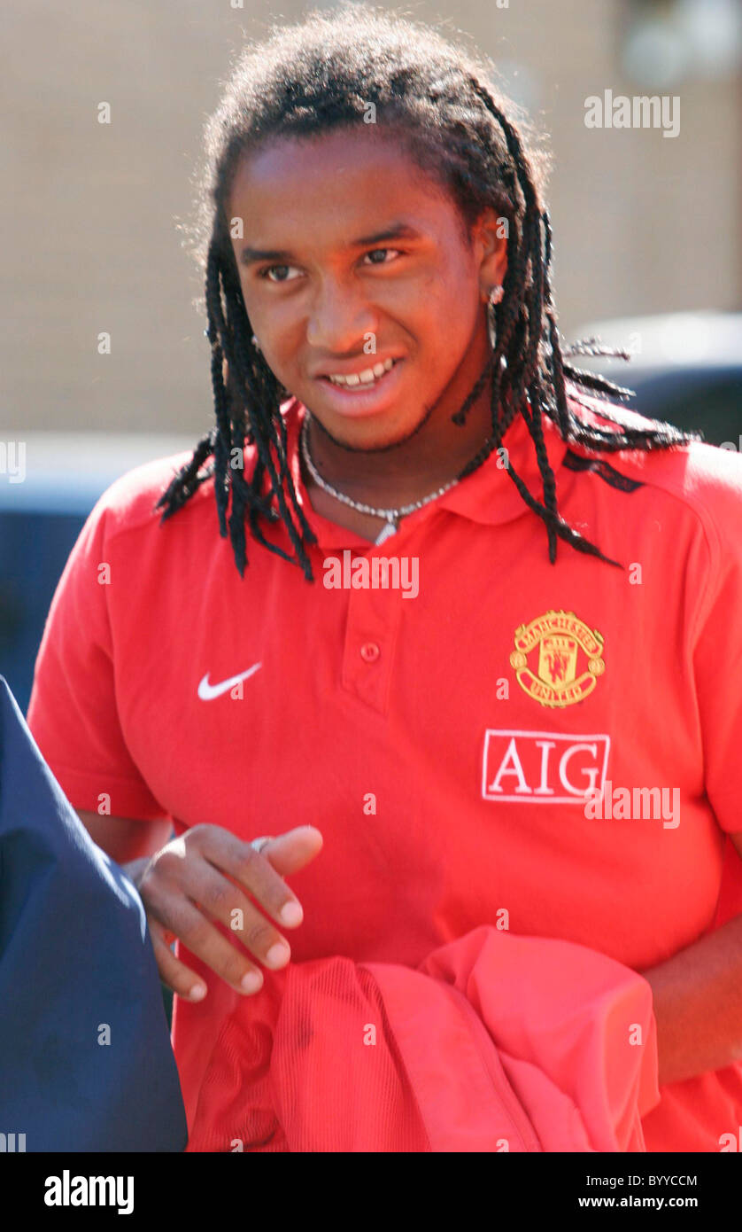 Manchester United players arrive at Old Trafford to watch the ...