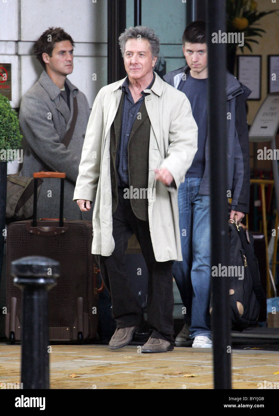 Dustin Hoffman on the set of his new movie 'Last Chance Harvey' London ...