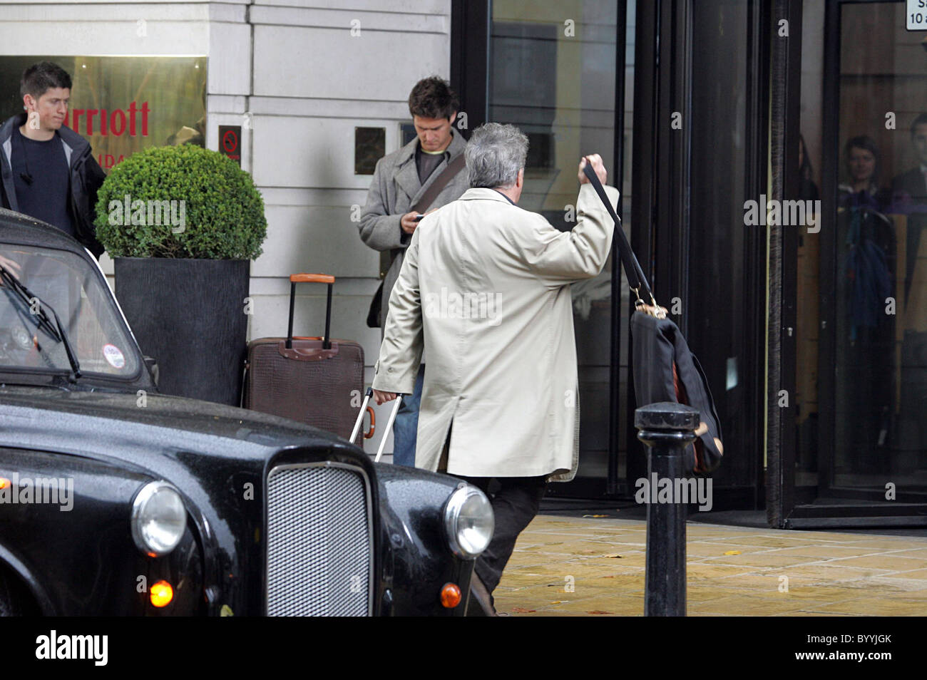 Dustin Hoffman on the set of his new movie 'Last Chance Harvey' London ...