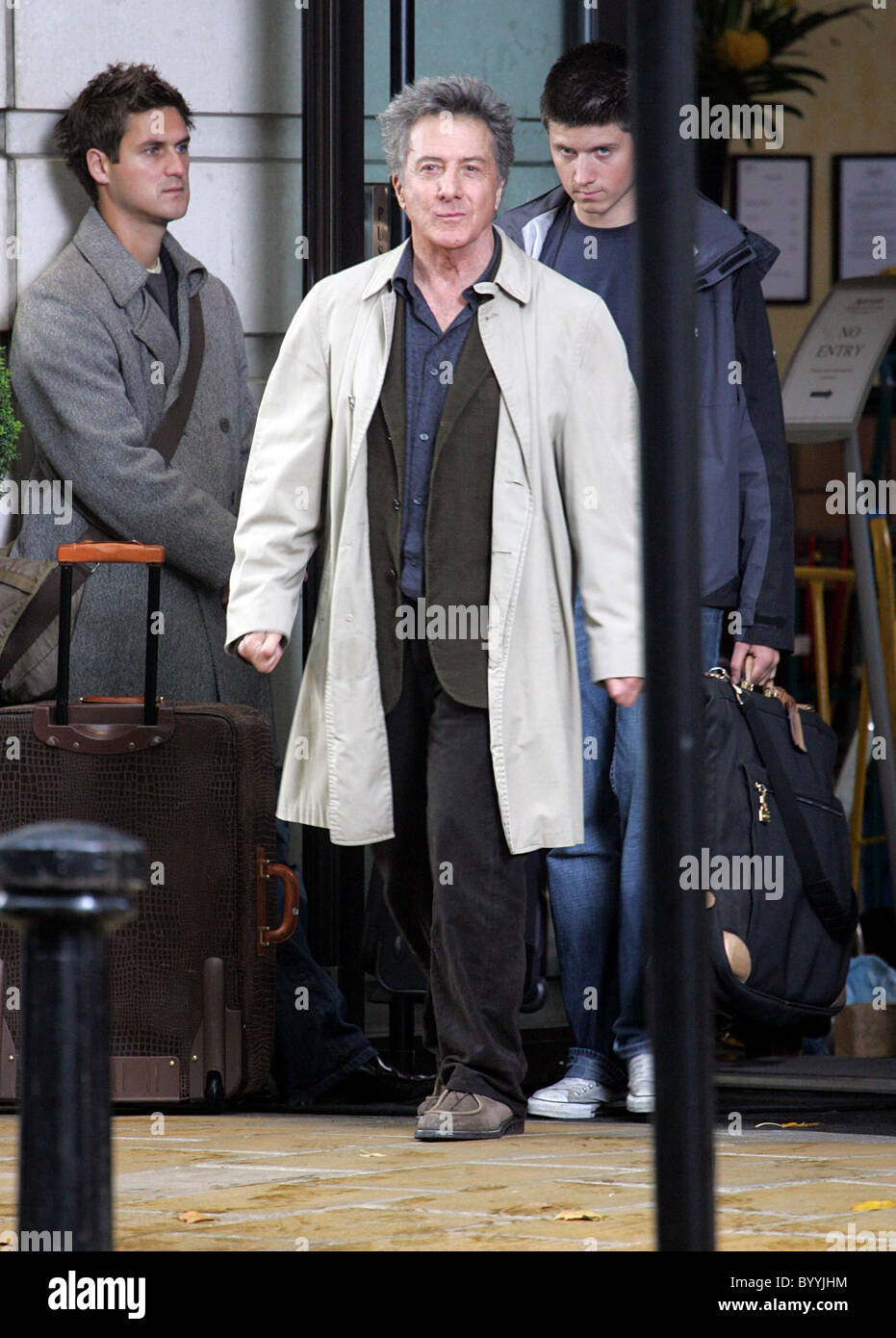 Dustin Hoffman on the set of his new movie 'Last Chance Harvey' London ...