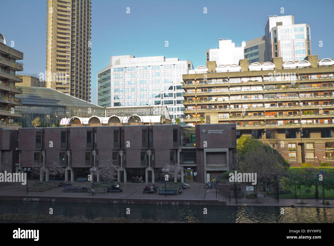 Guildhall School of Music and Drama in the Barbican Centre complex City ...