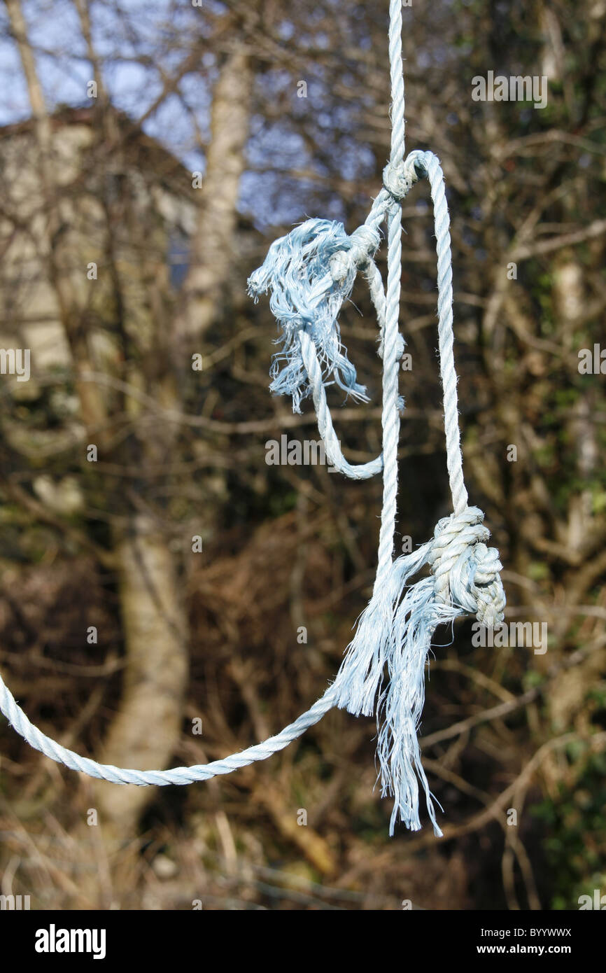 Improvised rope hi-res stock photography and images - Alamy