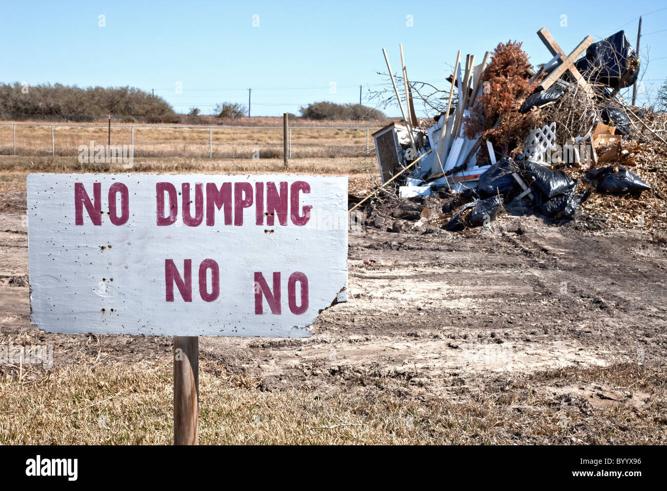 No garbage here sign hi-res stock photography and images - Alamy