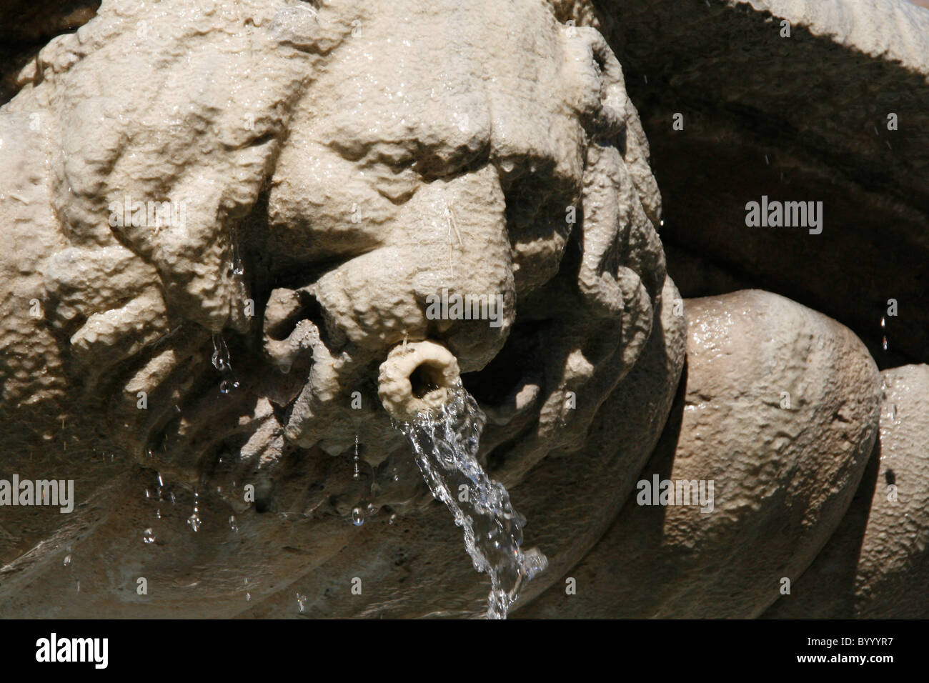 fountain in piazza mastai, trastevere, rome Stock Photo - Alamy