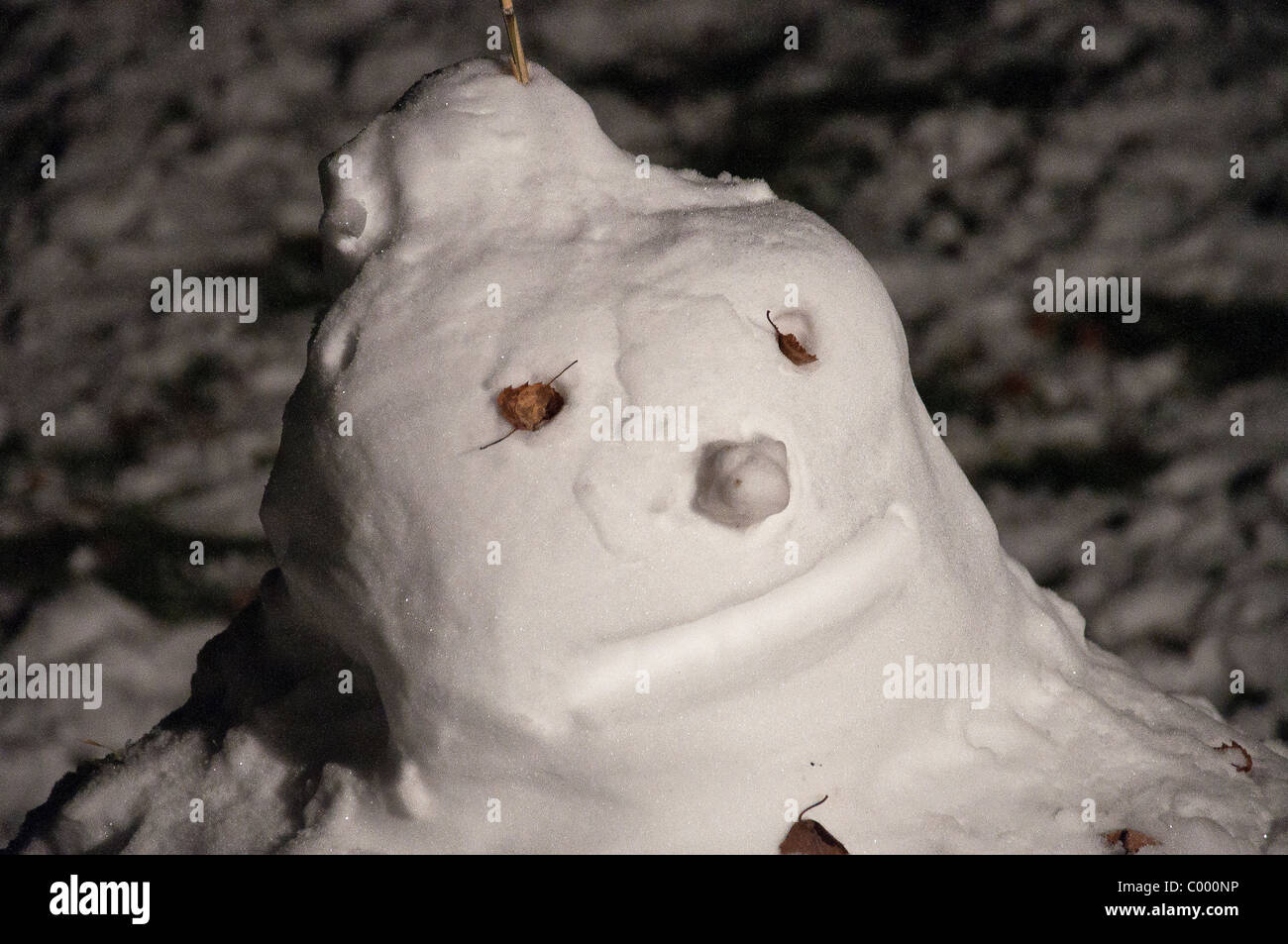 Childs snowman hi-res stock photography and images - Alamy